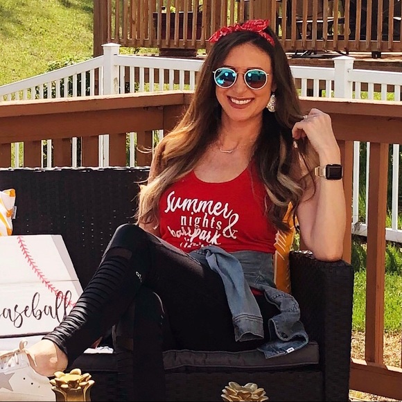 Marli's Closet (@marli7399) | Poshmark